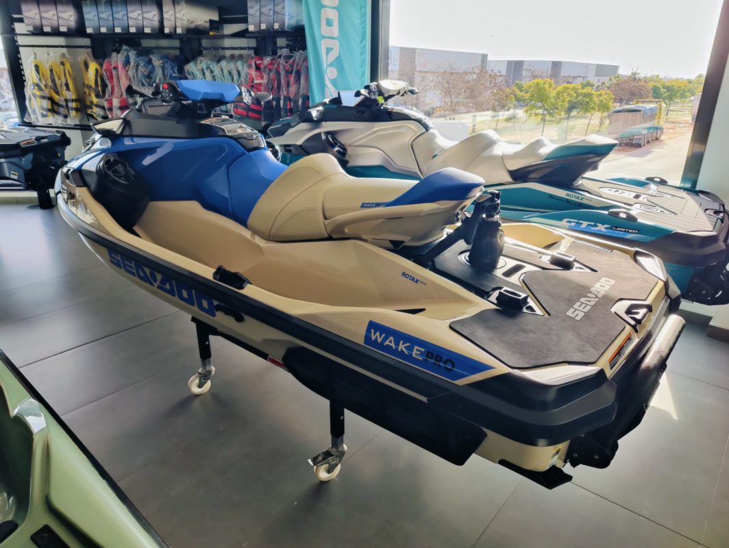 Wake PRO 230 2025 iDF Pack Tech | 17 horas | Sea-Doo